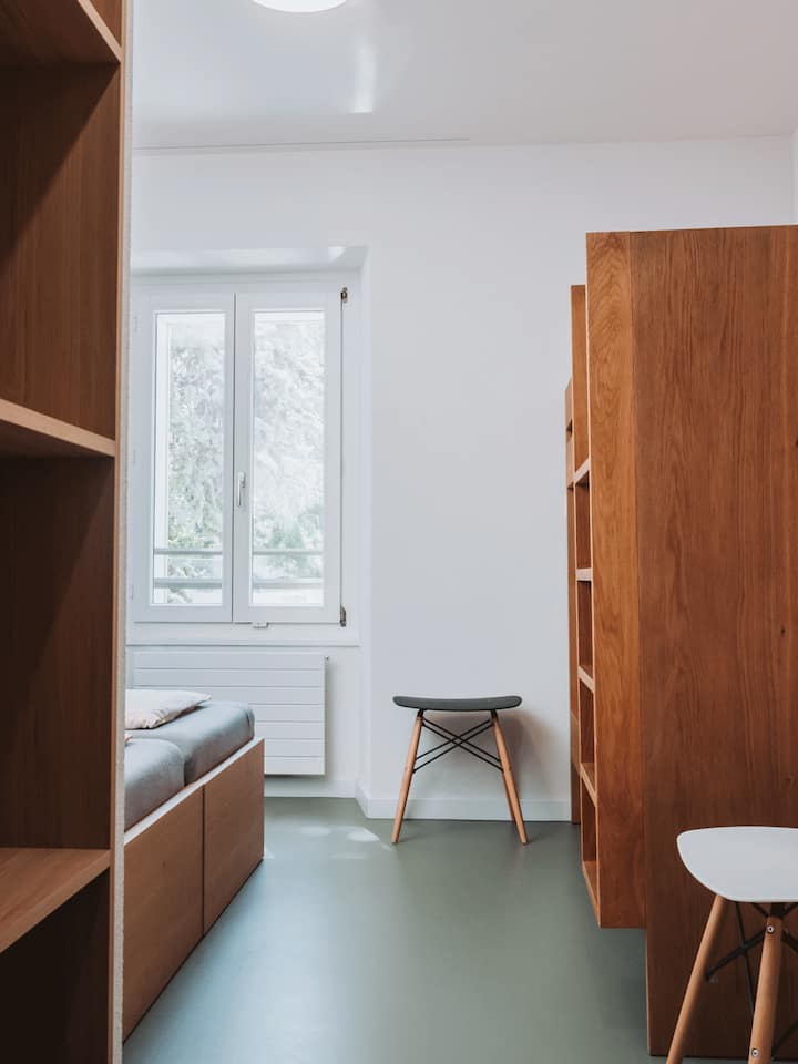 Private 4-bed Room | Montreux Youth Hostel - 蒙特魯
