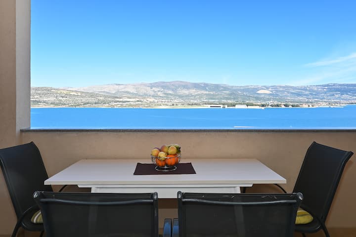 Radelic, Comfortable Two Bedroom Apartment - Croatie