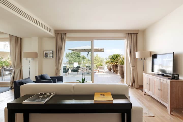 Blue Swan Suite Con Ampia Terrazza Sulla Marina - Follonica