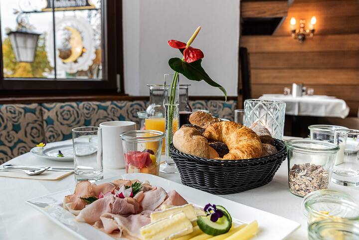 Family Suite Near The Old Town With Breakfast - Innsbruck