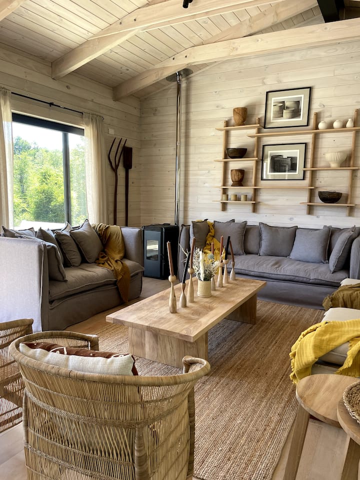 Refugio Pehuen 12 Huéspedes, Con Tinaja Y Starlink - Chili