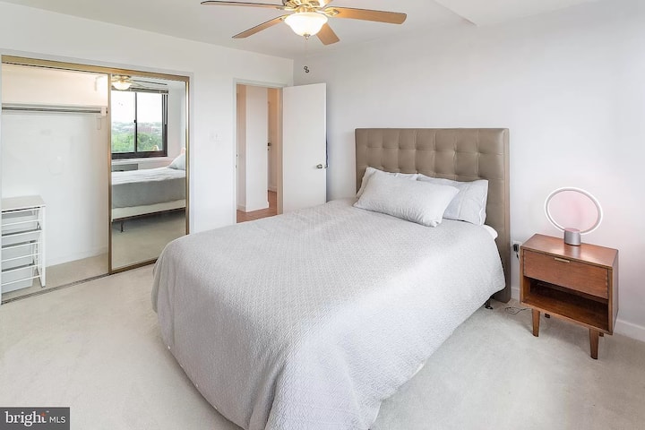 Renovated/furnished-1 Bedroom Apt - Arlington, VA