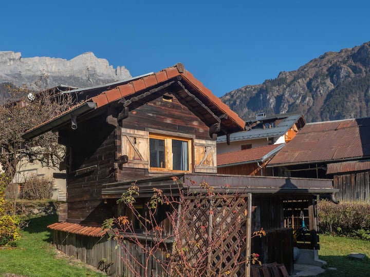 Petit Mazot Traditionnel Avec Un Vue Incroyable! - Passy