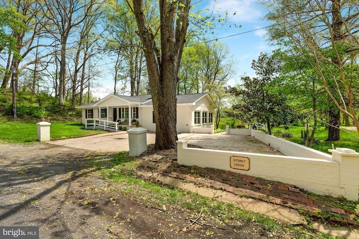 Countryside Cottage Quiet Setting In Middleburg - Middleburg, VA