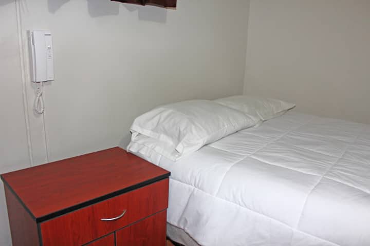 Encantador Hotel Valencia Ayacucho - Ayacucho