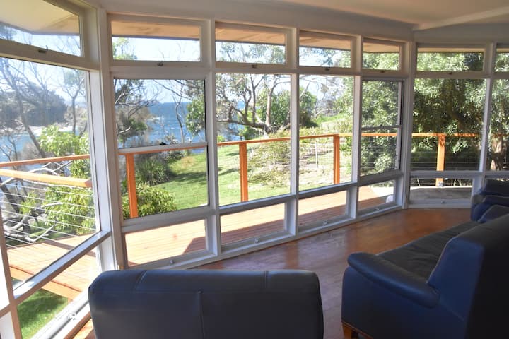 Malua Bay Beach Shack - Batemans Bay