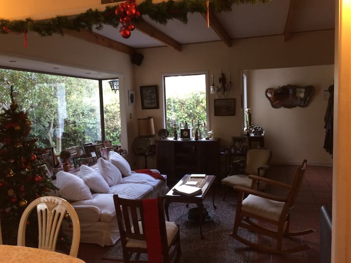 Comodo Bed And Breakfast Con Piscina Y Quincho - Santo Domingo, Chile