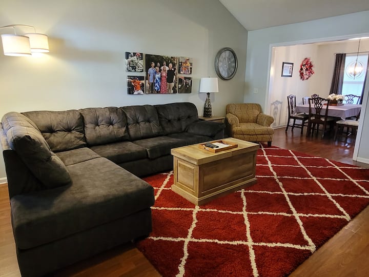 Bama Home 3 Miles To Stadium, Very Comfy, Discount - Tuscaloosa, AL