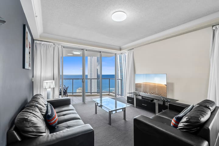 Level 39 Ocean View Skyhome - 3 Bedroom Apartment - Gold Coast
