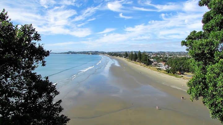 Minutes Walk To Stunning Orewa Beach - Puhoi