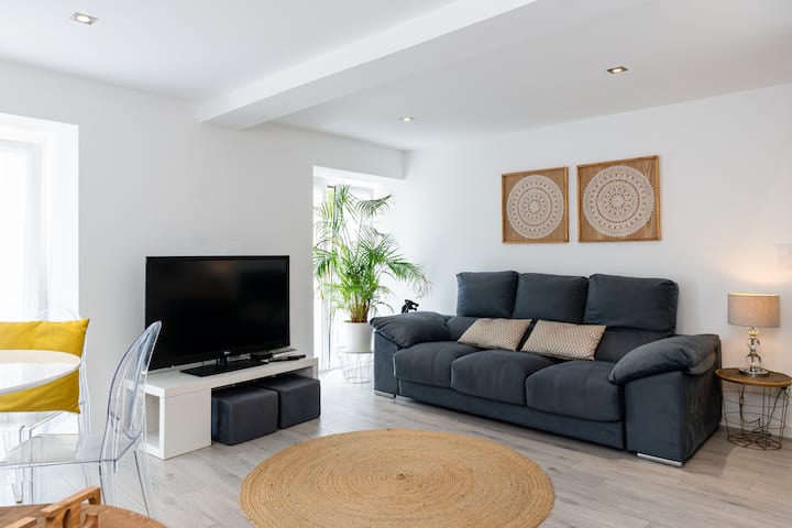 1 Bedroom In Belem With Aircon - Benfica