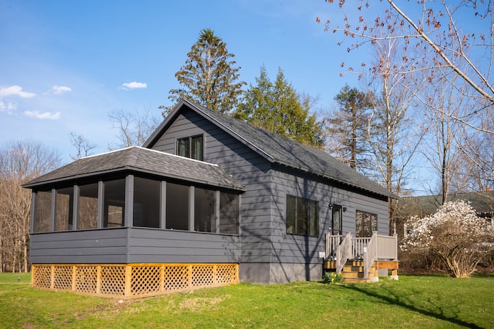 A Perfect Upstate Getaway - Guest Favorite! - Ghent, NY