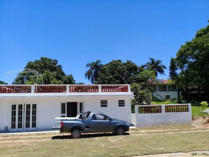 Sitio Agradável Com Piscina - Cabreúva