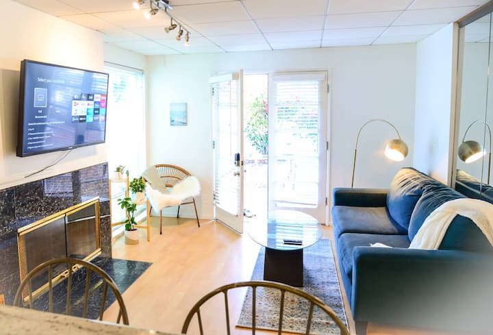 King Oasis - Steps To Beach With Garden Patio! - Santa Monica