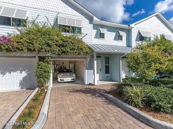 Resort 3 Bed 2 1/2 Townhome 10 Min To Cocoa Bch! - Cocoa, FL