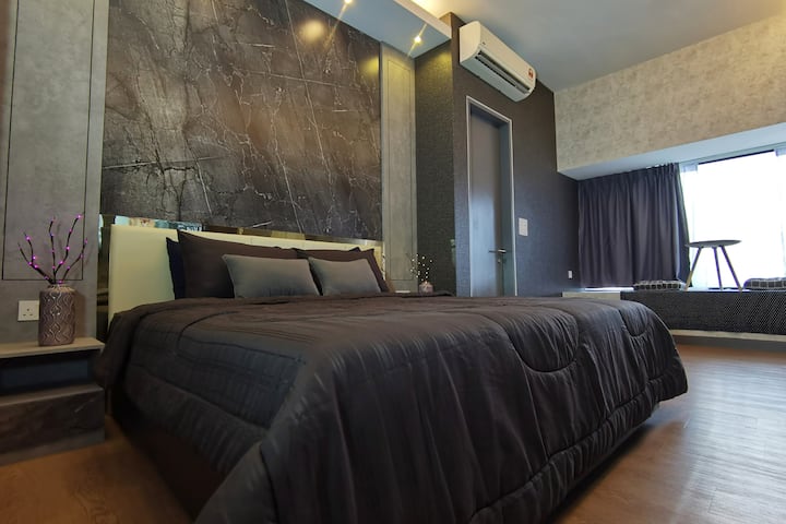✦Attic✦ Seaview Premium Couple's Studio [Netflix] - Malacca