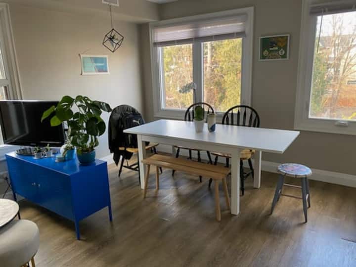 Lovely 2nd Floor Rental In Cool West End Toronto - Toronto