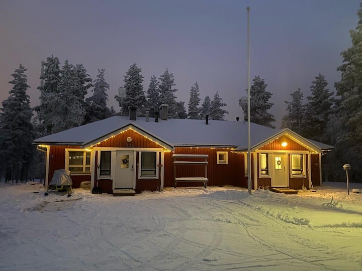 Beautiful 2 Bedroom House (B) In The Center. - Saariselkä