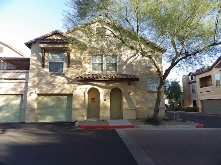 Spring Training (Tx Kc) 2 Bd 2 Ba Near Delwebbhosp - Surprise, AZ