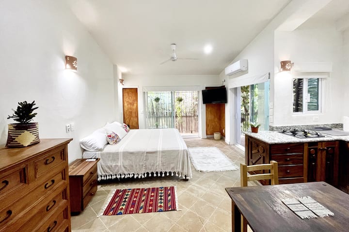 Luna Studio-treehouse Apt W/ Wrap-around Balcony - Sayulita