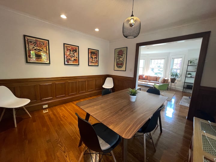 Elegant 2-bed Oasis In Cambridge Near Harvard/mit - Cambridge, MA