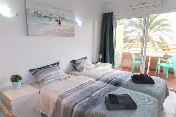 Studio Apartment In Stella Maris Hotel - フエンヒロラ