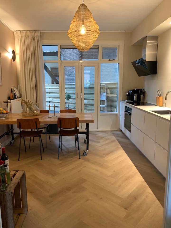 Lovely Canal View Apartment - Amsterdam