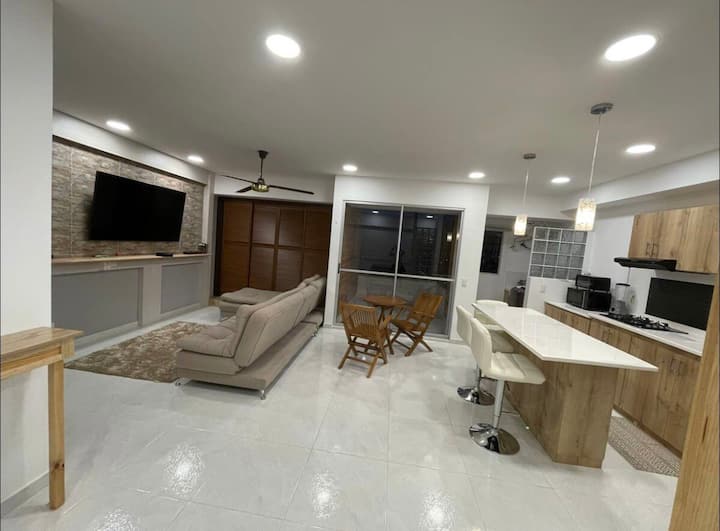 Hermoso Apartamento Con Piscina Y Preciosa Vista! - Copacabana