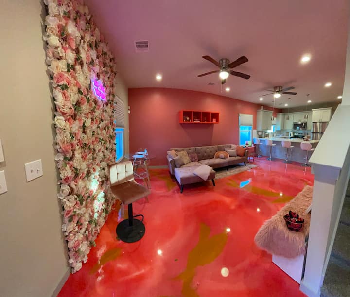 Breathtaking Home Located 8 Min From Iah Airport - Humble, TX