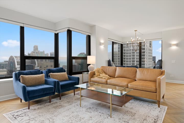 Corner Penthouse With Stunning Views! - Chicago