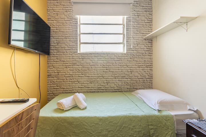 Quarto Individual A 2 Q Da Praia De Copacabana. - Rio de Janeiro