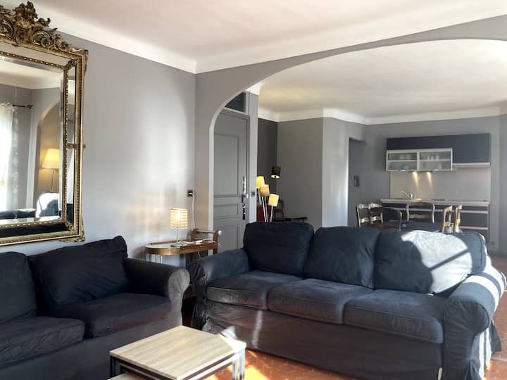 100 M2 Et3 Ch Calme Dans Carré D'or - Cannes