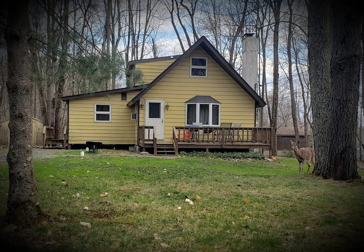 Cozy Chalet By The Lake! Close To The Ski Slopes! - Pocono Pines, PA