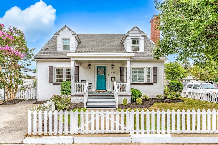 Dolores By The Sea- Family Groups Only - Ocean City, MD