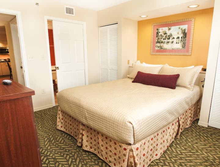 A Suite For 4 Close To Sawgrass Mall And Beaches - Sunrise, FL
