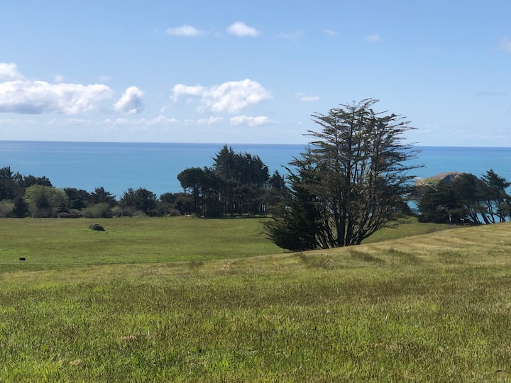 Sunset Farmhouse With Ocean View, Great Location!! - Trinidad, CA