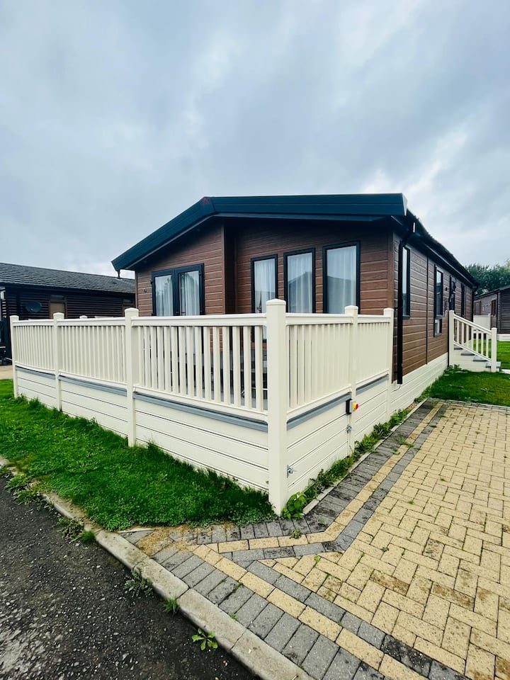 Eastgate Lodge With Hot Tub - Malton