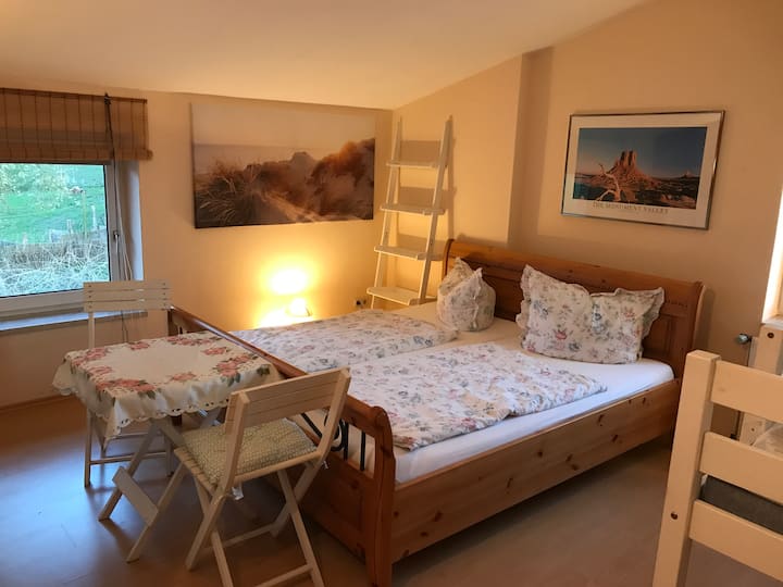 17qm-zimmer Og Links Traveblick Ländlich Am Fluß - Bad Oldesloe