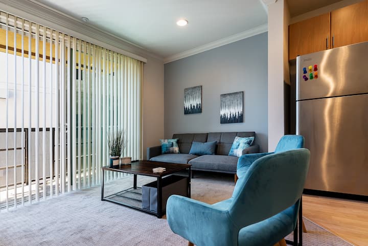 Prime Location 1 Bedroom Condo Downtown San Diego - Coronado Island, CA