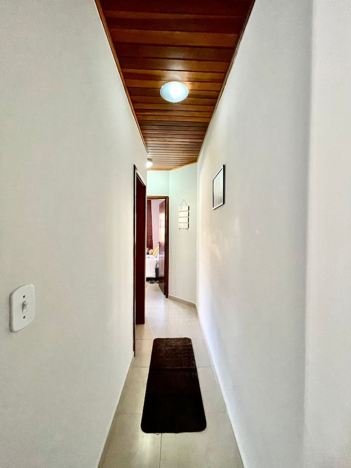 Apê 2qts/garagem/cozinha/decoração/wi-fi 450mb/pet - Campos do Jordão