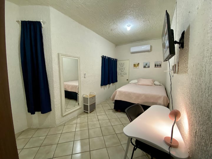 Studio Downtown Close To Medano Beach - Cabo San Lucas