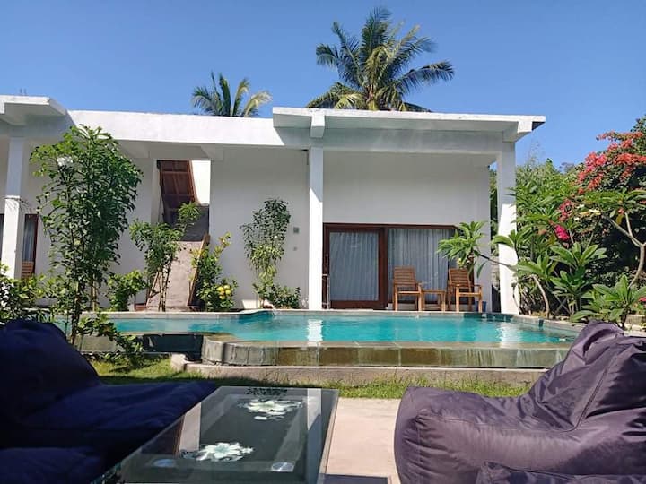 Hideaway Bungalows Kuta Lombok - Lombok