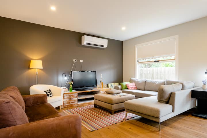 Peninsula Green Cottage 52a - Safety Beach