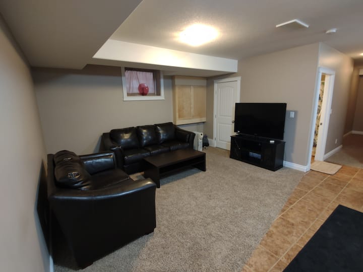 Cozy 1 Bedroom Suite With Massive Living Space. - Fort McMurray