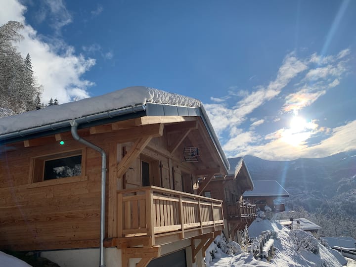 Petit Chalet Tout Confort Avec Vue Exceptionnelle - Lac de Pormenaz