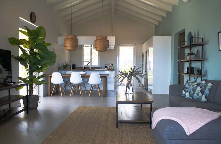 Heerlijk Appartement Met Uitzicht Op Zee - Curaçao