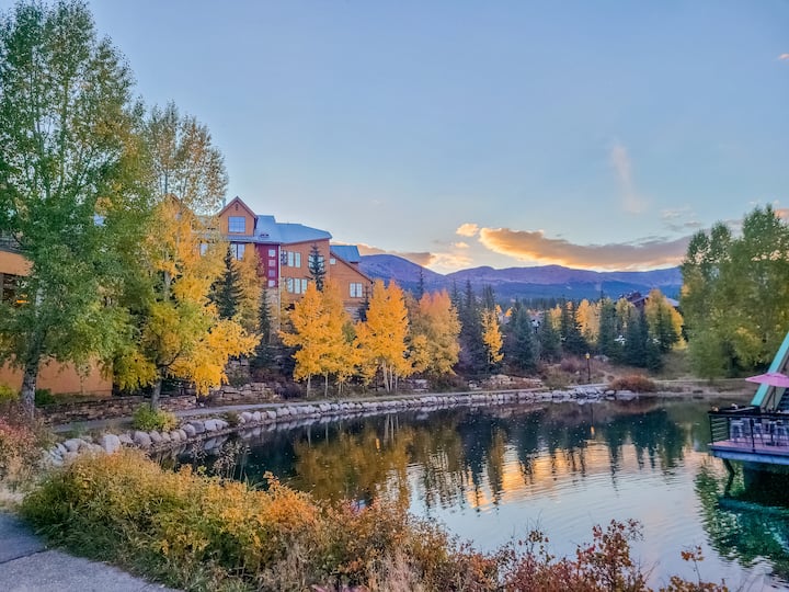 Stunning Ski Condo Best Location - Breckenridge, CO