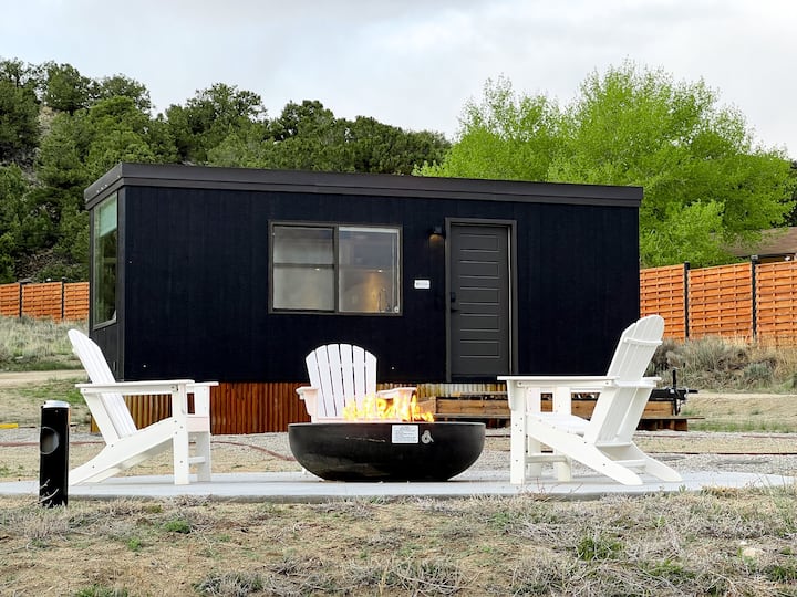 Columbia Tiny Home At Bv Overlook Camp & Lodging - Browns Canyon National Monument