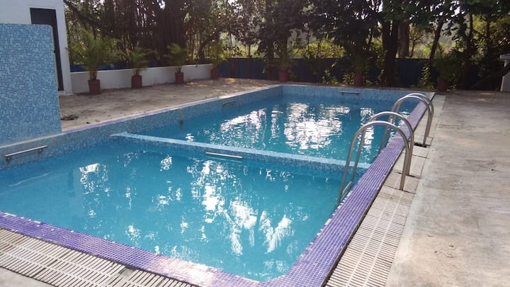 Ivy Maitri Farm 3 Bhk con piscina privada - Badlapur - Casas de campo ...