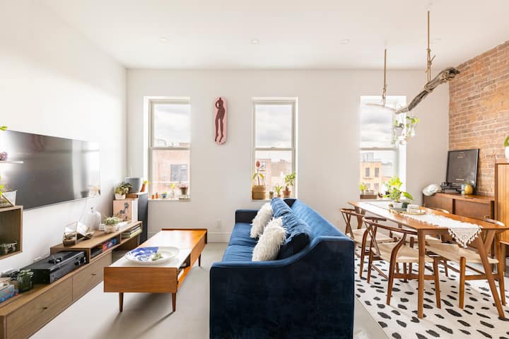 Modern Room, Private Bath | Historic Bk Brownstone - Brooklyn, NY